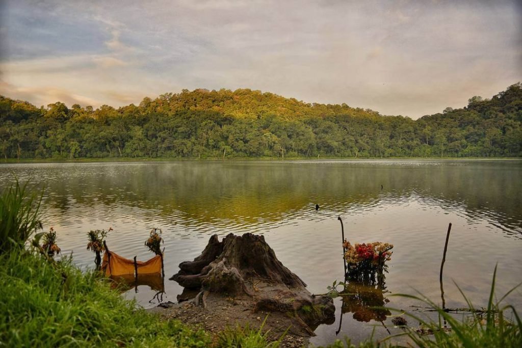 Volcán Y Laguna De Chicabal 🌋 | Imperio Chapin
