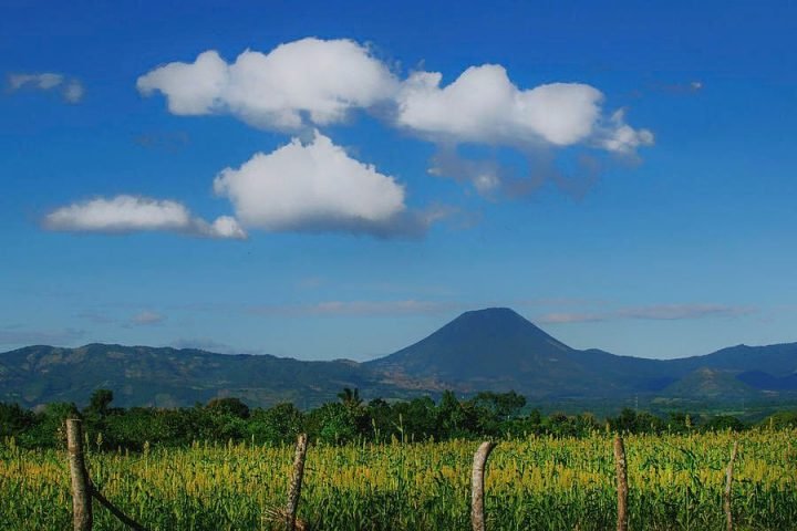 Volcán Chingo Una Maravilla Fronteriza 🌋 | Imperio Chapin